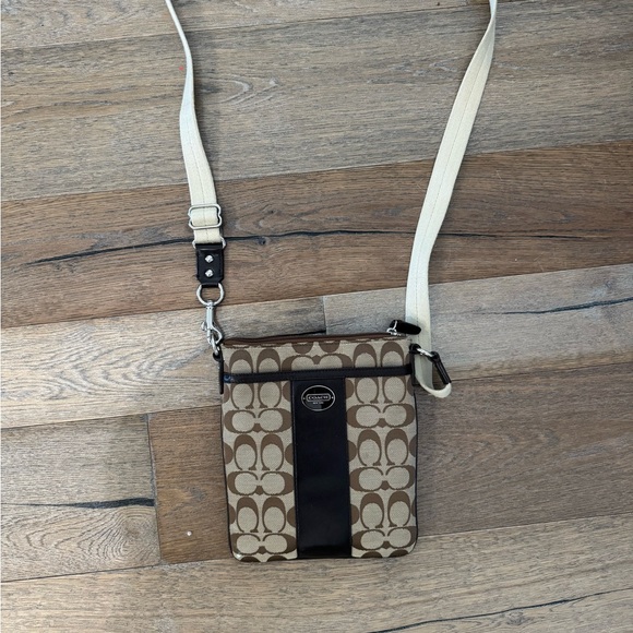 Coach | Bags | Coach Legacy Signature Stripe Swingpack Crossbody Bag ...